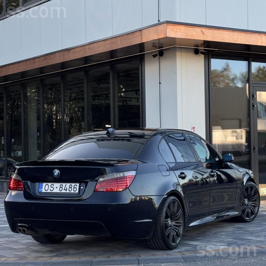Blue BMW 525 2007 in Riga, with an engine capacity of 3.00 L and mileage of 285 thousand km for 6350 €, photo 14 on AUTOMOTO.COM.LV