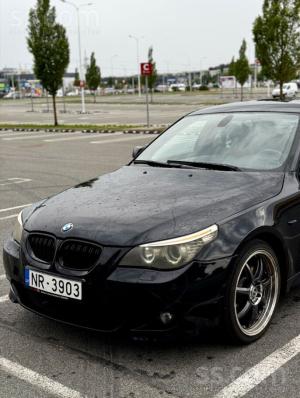 Zils BMW 525 2008 Rīga, ar dzinēja tilpumu 3.00 L un nobraukumu 295 tūkst. km par 5990 €, foto  vietnē AUTOMOTO.COM.LV