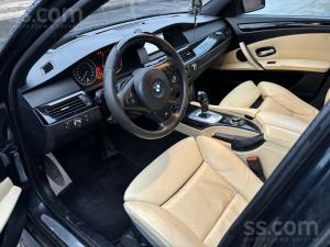 Blue BMW 525 2008 in Riga, with an engine capacity of 3.00 L and mileage of 345 thousand km for 4200 €, photo 14 on AUTOMOTO.COM.LV