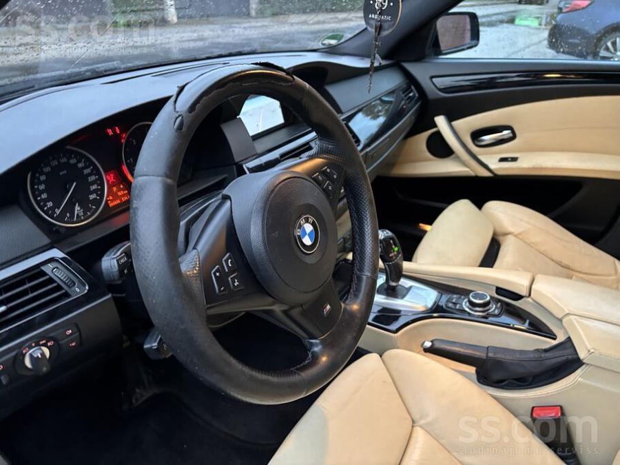 Blue BMW 525 2008 in Riga, with an engine capacity of 3.00 L and mileage of 345 thousand km for 4200 €, photo 17 on AUTOMOTO.COM.LV