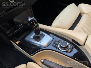 Blue BMW 525 2008 in Riga, with an engine capacity of 3.00 L and mileage of 345 thousand km for 4200 €, photo 19 on AUTOMOTO.COM.LV