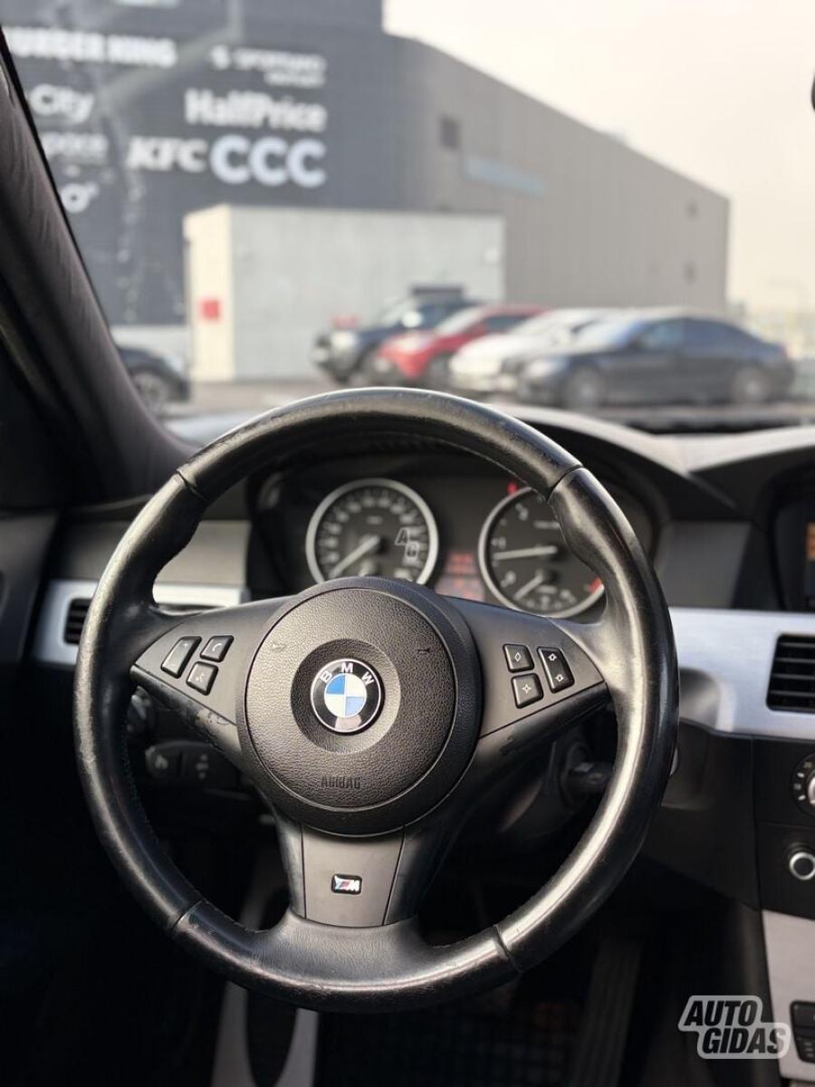 Blue BMW 525 2008 in Vilnius, with an engine capacity of 3.00 L and mileage of 351 thousand km for 4800 €, photo 9 on AUTOMOTO.COM.LV