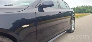 Zils BMW 525 2009 Tukums, ar dzinēja tilpumu 3.00 L un nobraukumu 261 tūkst. km par 6200 €, foto 9 vietnē AUTOMOTO.COM.LV