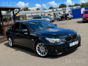 Zils BMW 525 2009 Rīga, ar dzinēja tilpumu 3.00 L un nobraukumu 322 tūkst. km par 9800 €, foto 4 vietnē AUTOMOTO.COM.LV