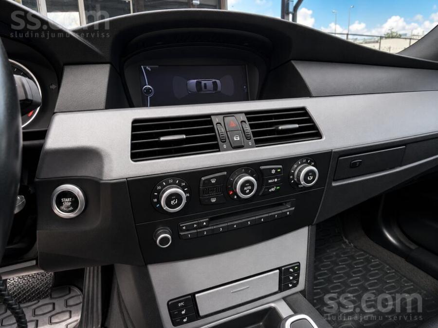 Zils BMW 525 2009 Rīga, ar dzinēja tilpumu 3.00 L un nobraukumu 322 tūkst. km par 9800 €, foto 22 vietnē AUTOMOTO.COM.LV