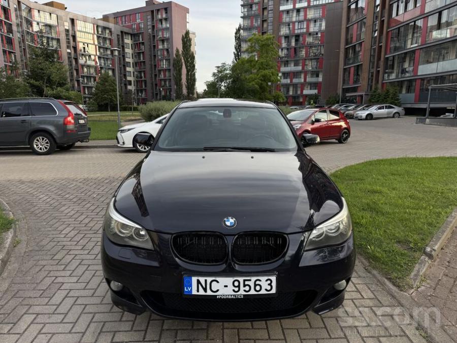 Blue BMW 525 2009 in Riga, with an engine capacity of 3.00 L and mileage of 261 thousand km for 6690 €, photo 7 on AUTOMOTO.COM.LV