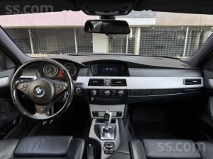 Blue BMW 525 2009 in Riga, with an engine capacity of 3.00 L and mileage of 261 thousand km for 6690 €, photo 14 on AUTOMOTO.COM.LV