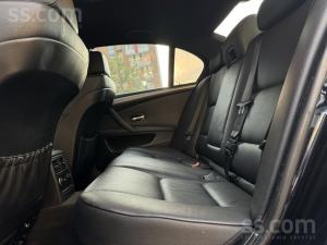 Blue BMW 525 2009 in Riga, with an engine capacity of 3.00 L and mileage of 261 thousand km for 6690 €, photo 15 on AUTOMOTO.COM.LV
