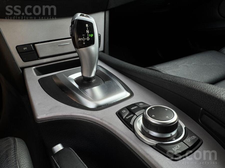 Blue BMW 525 2009 in Riga, with an engine capacity of 3.00 L and mileage of 261 thousand km for 6690 €, photo 26 on AUTOMOTO.COM.LV