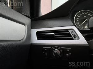 Blue BMW 525 2009 in Riga, with an engine capacity of 3.00 L and mileage of 261 thousand km for 6690 €, photo 31 on AUTOMOTO.COM.LV