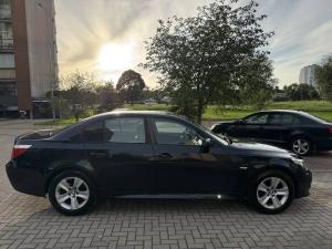 Zils BMW 525 2009 Rīga, ar dzinēja tilpumu 3.00 L un nobraukumu 261 tūkst. km par 6990 €, foto 4 vietnē AUTOMOTO.COM.LV