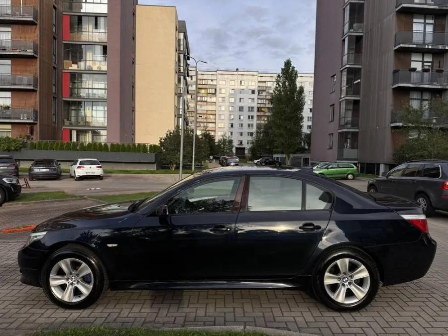 Zils BMW 525 2009 Rīga, ar dzinēja tilpumu 3.00 L un nobraukumu 261 tūkst. km par 6990 €, foto 5 vietnē AUTOMOTO.COM.LV