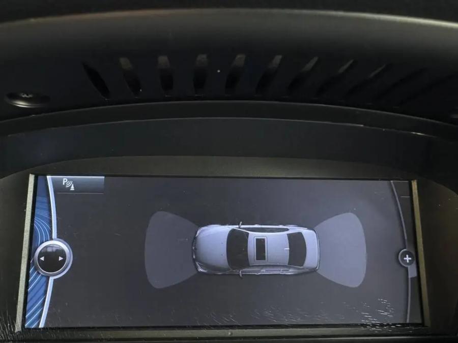 Zils BMW 525 2009 Rīga, ar dzinēja tilpumu 3.00 L un nobraukumu 261 tūkst. km par 6990 €, foto 20 vietnē AUTOMOTO.COM.LV