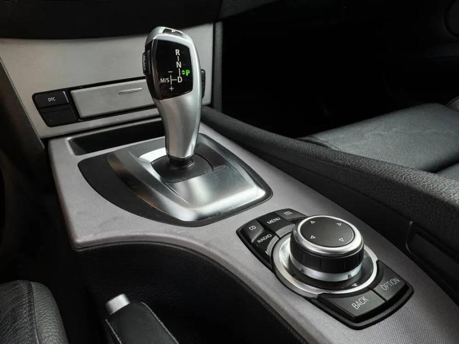 Zils BMW 525 2009 Rīga, ar dzinēja tilpumu 3.00 L un nobraukumu 261 tūkst. km par 6990 €, foto 27 vietnē AUTOMOTO.COM.LV
