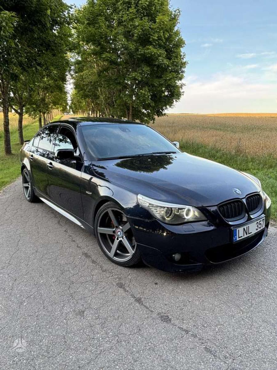 Zils BMW 525 2009 Telšiai, ar dzinēja tilpumu 2.99 L un nobraukumu 313 tūkst. km par 5200 €, foto 1 vietnē AUTOMOTO.COM.LV