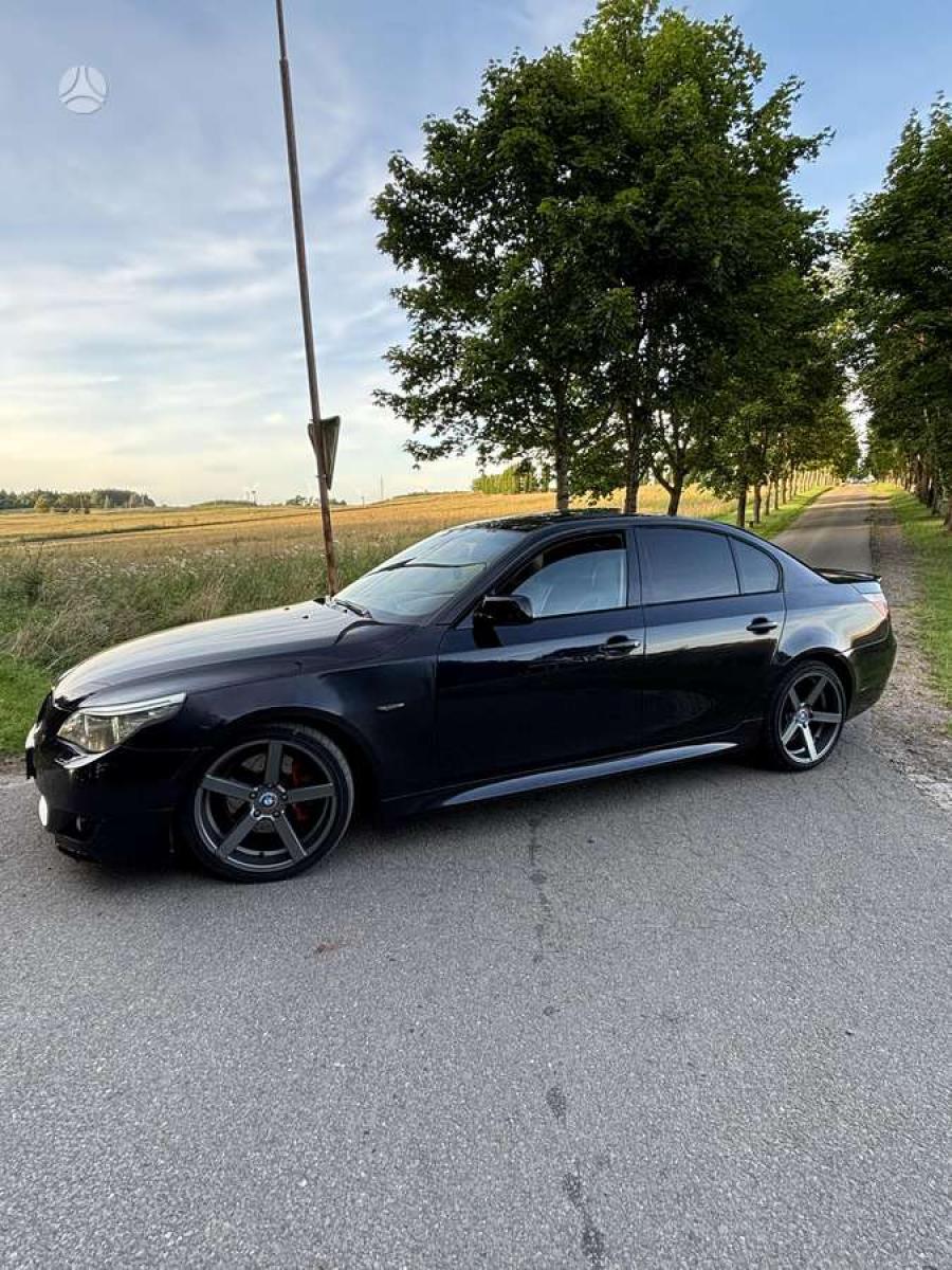 Zils BMW 525 2009 Telšiai, ar dzinēja tilpumu 2.99 L un nobraukumu 313 tūkst. km par 5200 €, foto 6 vietnē AUTOMOTO.COM.LV