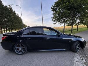 Zils BMW 525 2009 Telšiai, ar dzinēja tilpumu 2.99 L un nobraukumu 313 tūkst. km par 5200 €, foto 12 vietnē AUTOMOTO.COM.LV