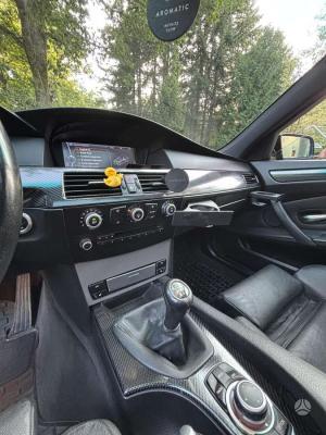 Zils BMW 525 2009 Telšiai, ar dzinēja tilpumu 2.99 L un nobraukumu 313 tūkst. km par 5200 €, foto 24 vietnē AUTOMOTO.COM.LV