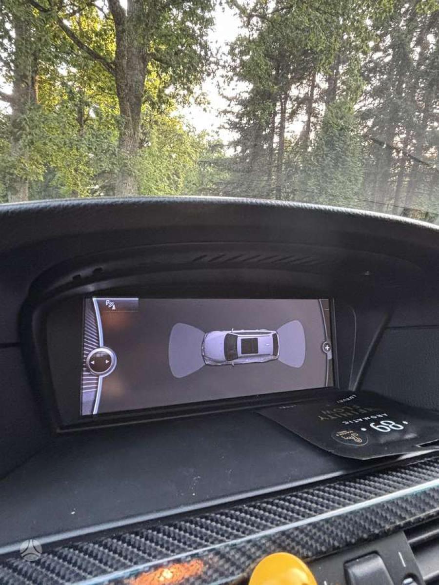 Zils BMW 525 2009 Telšiai, ar dzinēja tilpumu 2.99 L un nobraukumu 313 tūkst. km par 5200 €, foto 28 vietnē AUTOMOTO.COM.LV