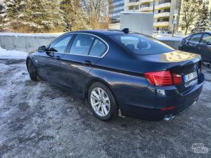 Blue BMW 525 2010 in Vilnius, with an engine capacity of 3.00 L and mileage of 328 thousand km for 7100 €, photo 6 on AUTOMOTO.COM.LV