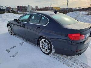 Zils BMW 525 2010 Viļņa, ar dzinēja tilpumu 2.99 L un nobraukumu 290 tūkst. km par 7800 €, foto 6 vietnē AUTOMOTO.COM.LV
