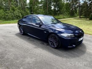 Blue BMW 525 2010 in Riga, with an engine capacity of 3.00 L and mileage of 338 thousand km for 9200 €, photo  on AUTOMOTO.COM.LV