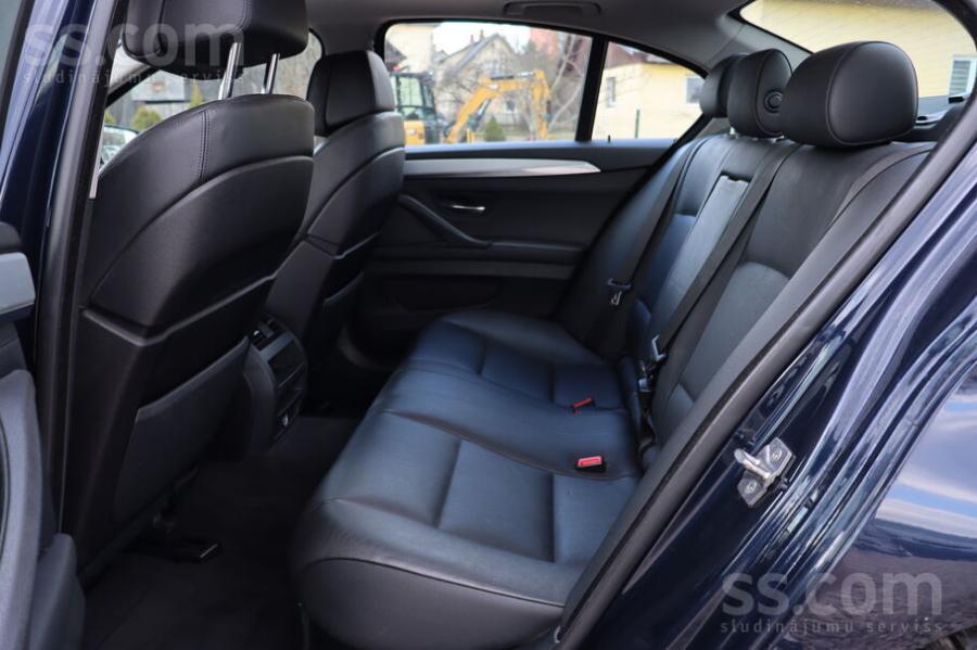 Zils BMW 525 2010 Rīga, ar dzinēja tilpumu 3.00 L un nobraukumu 0 tūkst. km par 9990 €, foto 15 vietnē AUTOMOTO.COM.LV
