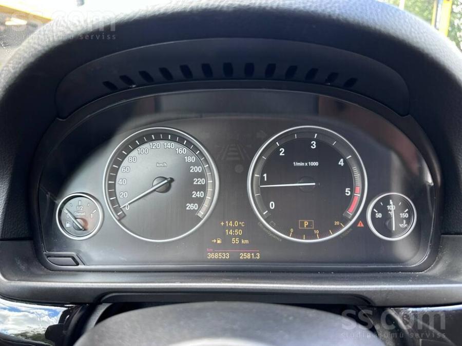 Blue BMW 525 2010 in Riga, with an engine capacity of 3.00 L and mileage of 0 thousand km for 10490 €, photo 13 on AUTOMOTO.COM.LV