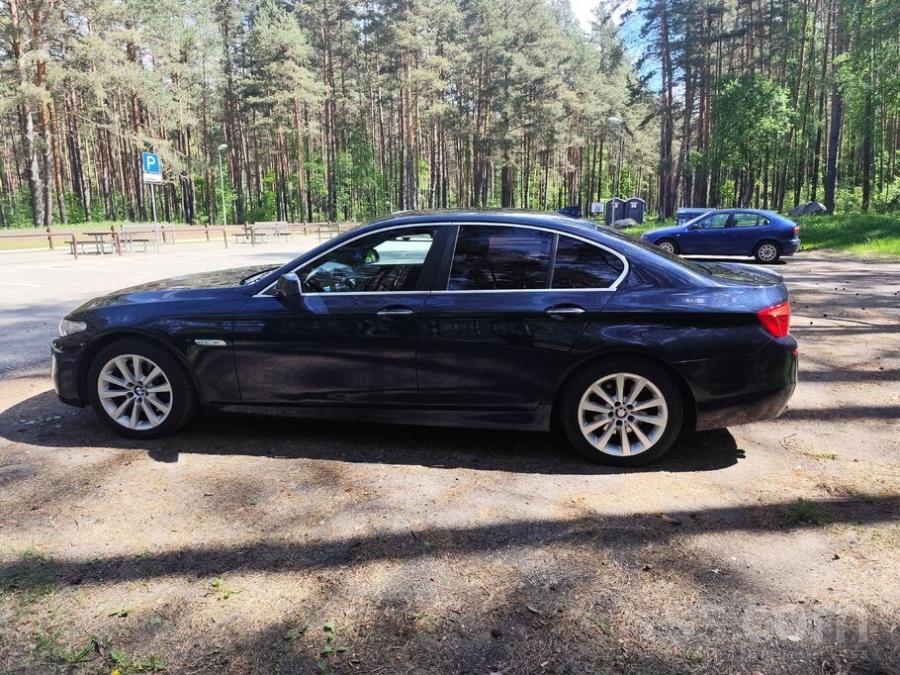 Zils BMW 525 2010 Daugavpils, ar dzinēja tilpumu 3.00 L un nobraukumu 310 tūkst. km par 7800 €, foto 8 vietnē AUTOMOTO.COM.LV