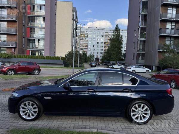 Blue BMW 525 2010 in Riga, with an engine capacity of 3.00 L and mileage of 312 thousand km for 9990 €, photo 4 on AUTOMOTO.COM.LV