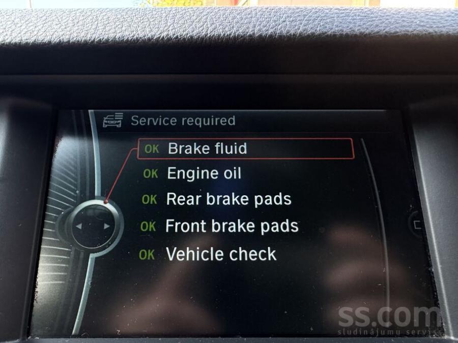 Zils BMW 525 2010 Rīga, ar dzinēja tilpumu 3.00 L un nobraukumu 312 tūkst. km par 9990 €, foto 14 vietnē AUTOMOTO.COM.LV