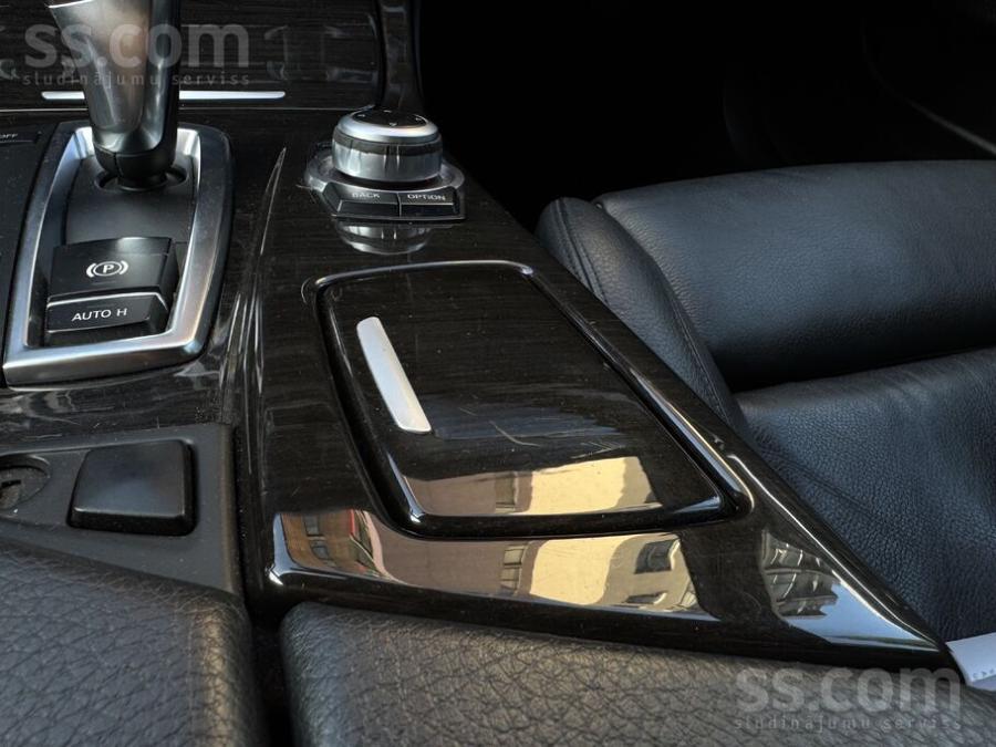 Zils BMW 525 2010 Rīga, ar dzinēja tilpumu 3.00 L un nobraukumu 312 tūkst. km par 9990 €, foto 31 vietnē AUTOMOTO.COM.LV