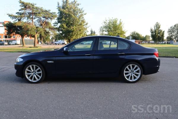 Zils BMW 525 2010 Rīga, ar dzinēja tilpumu 3.00 L un nobraukumu 0 tūkst. km par 9990 €, foto 3 vietnē AUTOMOTO.COM.LV