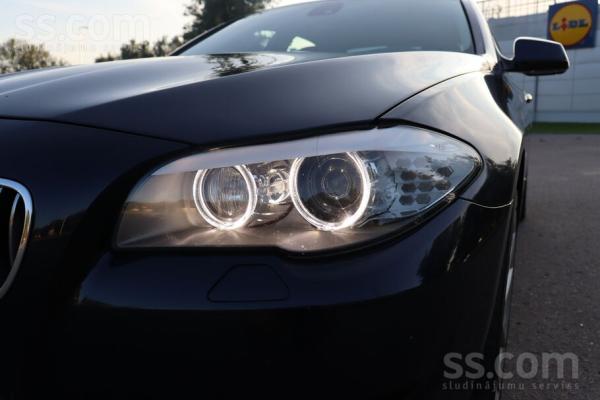 Zils BMW 525 2010 Rīga, ar dzinēja tilpumu 3.00 L un nobraukumu 0 tūkst. km par 9990 €, foto 7 vietnē AUTOMOTO.COM.LV