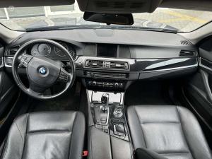 Blue BMW 525 2010 in Vilnius, with an engine capacity of 2.99 L and mileage of 287 thousand km for 6500 €, photo 14 on AUTOMOTO.COM.LV