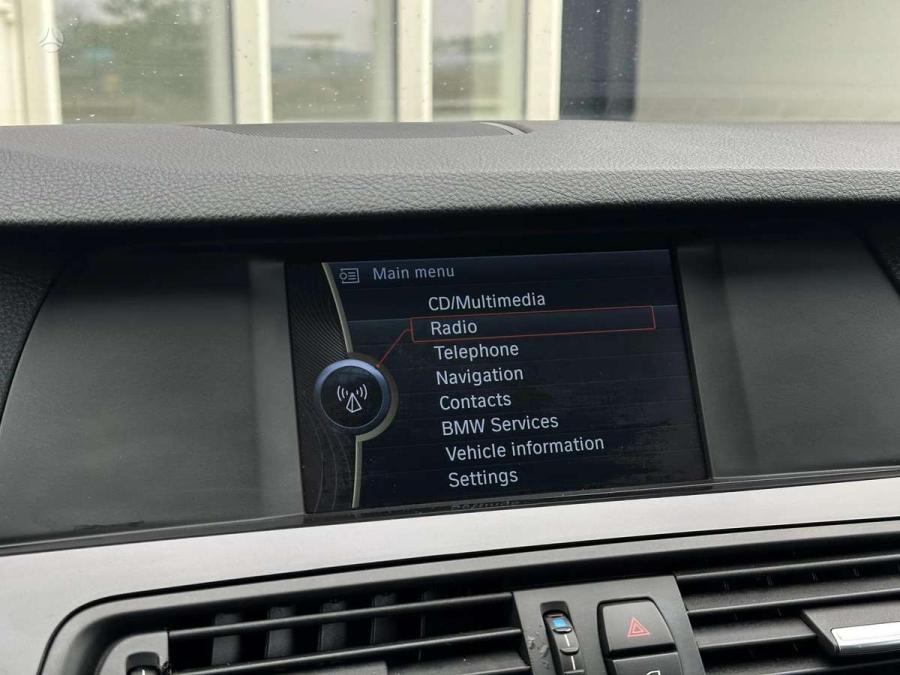Blue BMW 525 2010 in Vilnius, with an engine capacity of 2.99 L and mileage of 287 thousand km for 6500 €, photo 15 on AUTOMOTO.COM.LV