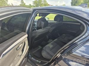 Blue BMW 525 2010 in Riga, with an engine capacity of 3.00 L and mileage of 334 thousand km for 11000 €, photo 8 on AUTOMOTO.COM.LV