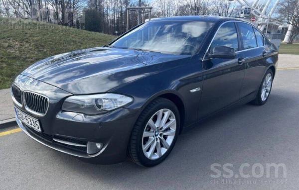 Zils BMW 525 2010 Rīga, ar dzinēja tilpumu 3.00 L un nobraukumu 288 tūkst. km par 10000 €, foto 8 vietnē AUTOMOTO.COM.LV