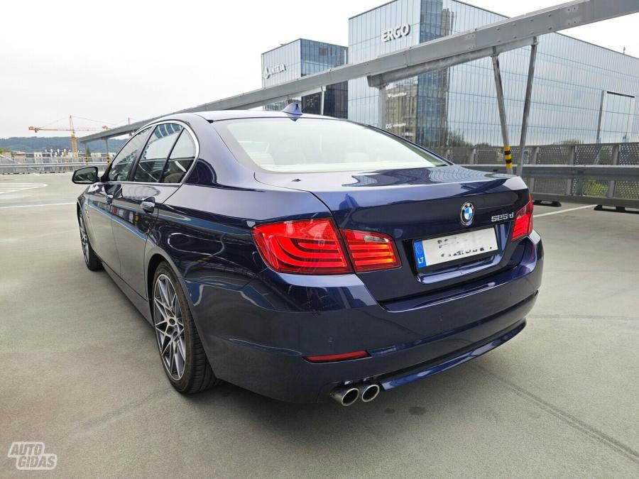 Zils BMW 525 2011 Viļņa, ar dzinēja tilpumu 2.00 L un nobraukumu 306 tūkst. km par 9600 €, foto 5 vietnē AUTOMOTO.COM.LV