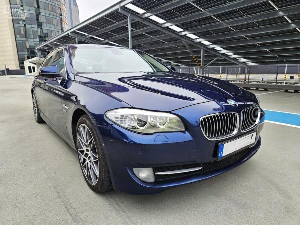 Zils BMW 525 2011 Viļņa, ar dzinēja tilpumu 2.00 L un nobraukumu 306 tūkst. km par 9600 €, foto 10 vietnē AUTOMOTO.COM.LV