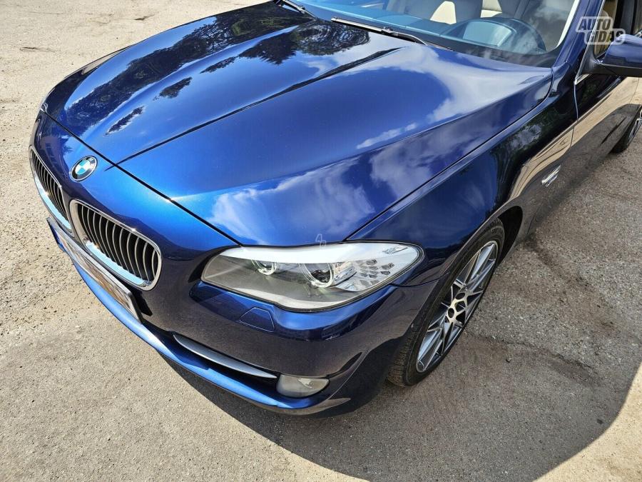 Zils BMW 525 2011 Viļņa, ar dzinēja tilpumu 2.00 L un nobraukumu 306 tūkst. km par 9600 €, foto 13 vietnē AUTOMOTO.COM.LV