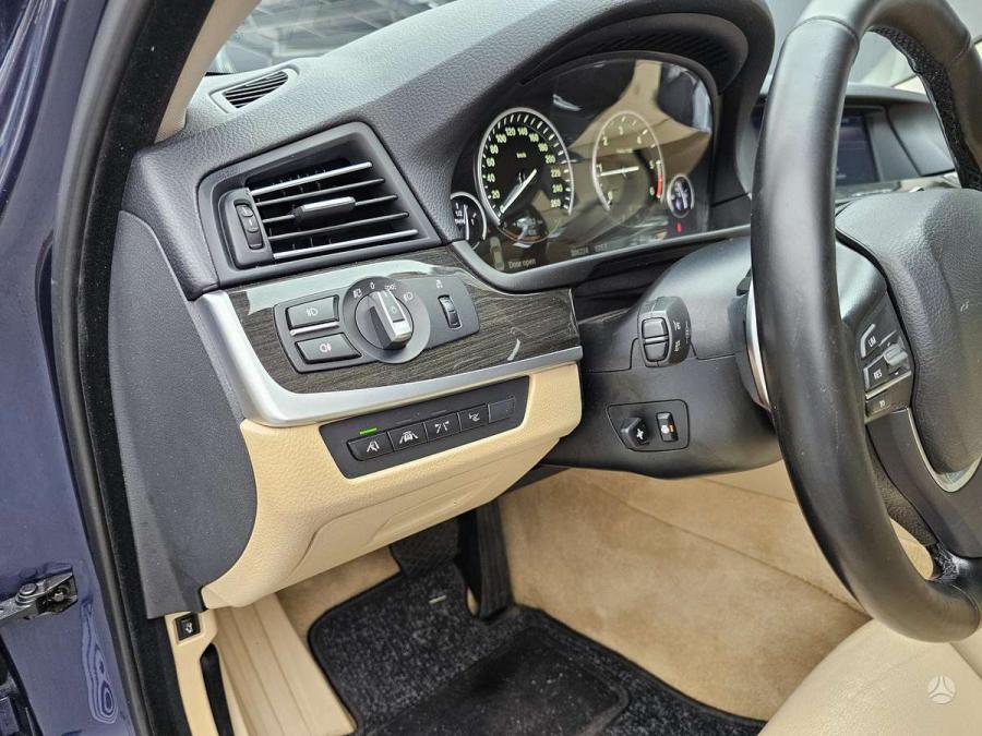Zils BMW 525 2011 Viļņa, ar dzinēja tilpumu 2.00 L un nobraukumu 306 tūkst. km par 9600 €, foto 19 vietnē AUTOMOTO.COM.LV