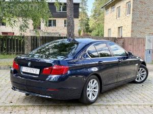 Blue BMW 525 2011 in Riga, with an engine capacity of 3.00 L and mileage of 330 thousand km for 7770 €, photo 7 on AUTOMOTO.COM.LV