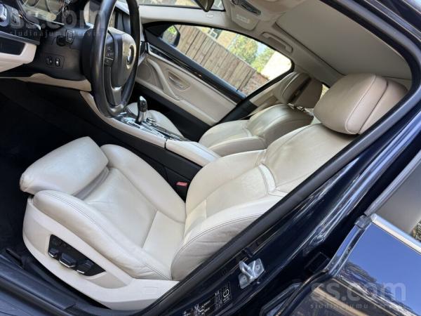 Blue BMW 525 2011 in Riga, with an engine capacity of 3.00 L and mileage of 330 thousand km for 7480 €, photo 8 on AUTOMOTO.COM.LV