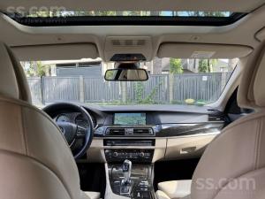 Blue BMW 525 2011 in Riga, with an engine capacity of 3.00 L and mileage of 330 thousand km for 7770 €, photo 14 on AUTOMOTO.COM.LV