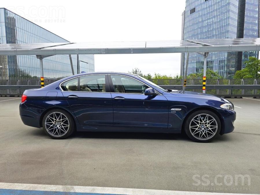 Zils BMW 525 2011 Viļņa, ar dzinēja tilpumu 2.00 L un nobraukumu 306 tūkst. km par 8600 €, foto 8 vietnē AUTOMOTO.COM.LV