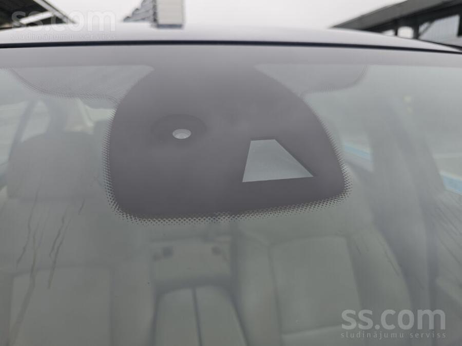 Zils BMW 525 2011 Viļņa, ar dzinēja tilpumu 2.00 L un nobraukumu 306 tūkst. km par 8600 €, foto 12 vietnē AUTOMOTO.COM.LV