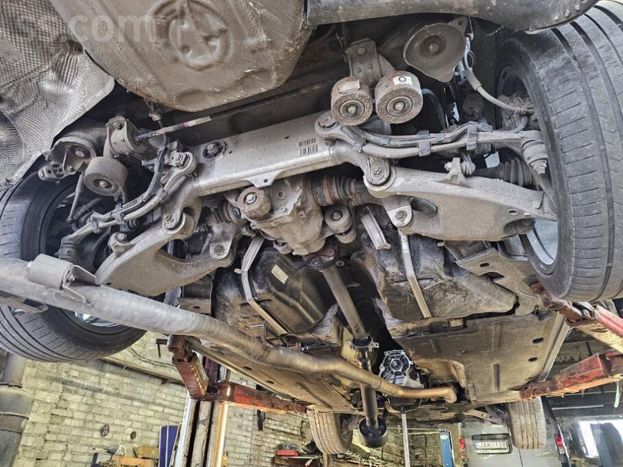 Zils BMW 525 2011 Viļņa, ar dzinēja tilpumu 2.00 L un nobraukumu 306 tūkst. km par 8600 €, foto 31 vietnē AUTOMOTO.COM.LV