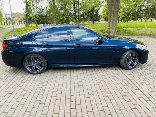 Blue BMW 525 2011 in Lazdijai, with an engine capacity of 2.00 L and mileage of 392 thousand km for 8000 €, photo 5 on AUTOMOTO.COM.LV
