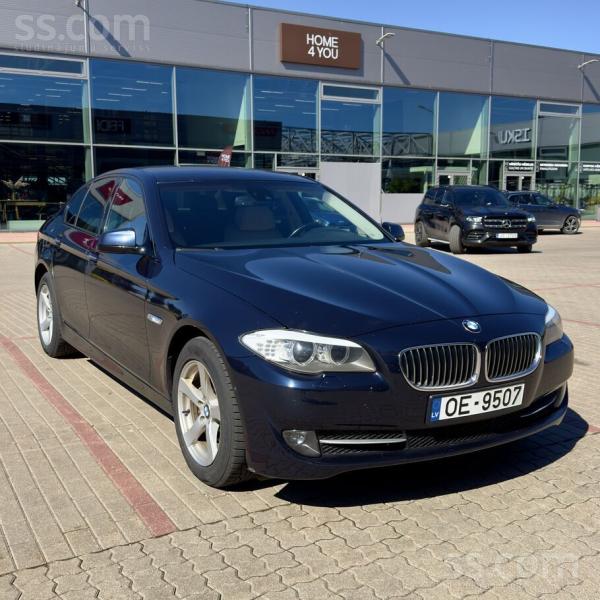 Zils BMW 525 2012 Rīga, ar dzinēja tilpumu 3.00 L un nobraukumu 398 tūkst. km par 7800 €, foto 2 vietnē AUTOMOTO.COM.LV
